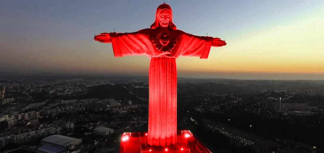 #RedWeek lights up emblematic buildings, places in red in memory of ...