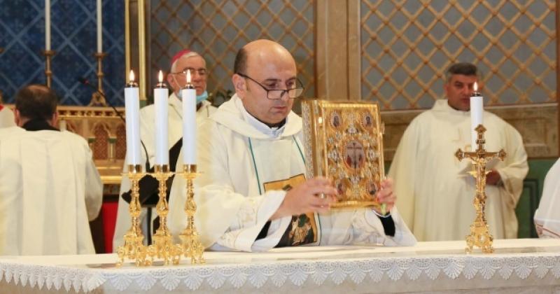 Fr. Gabriel Romanelli celebrates 25 years of priestly ordination | Abouna