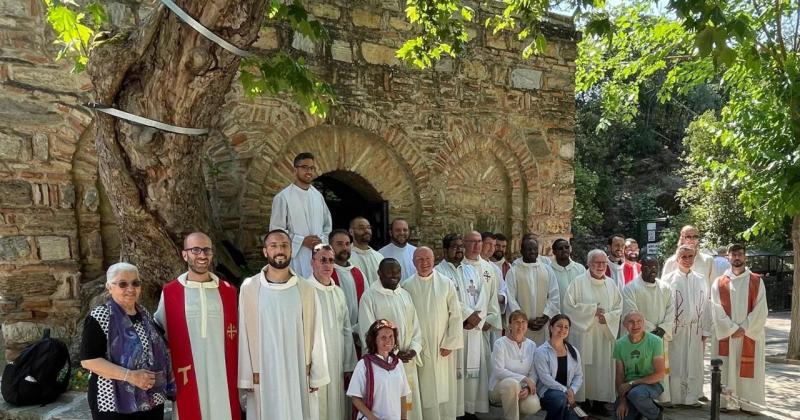 Students from the Studium Biblicum Franciscanum in Turkey in the ...