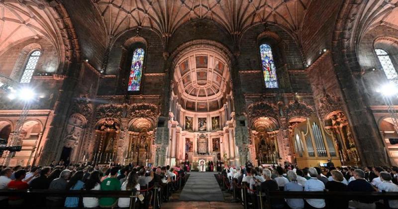 Pope to Portugal's Church leaders: ‘Scandals call us to ongoing ...