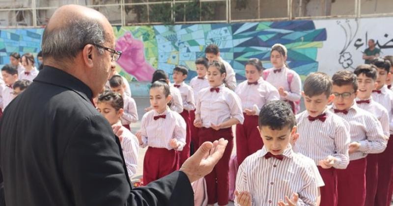 Amman: Church-run school in Jordan for Iraqi refugee children educates ...
