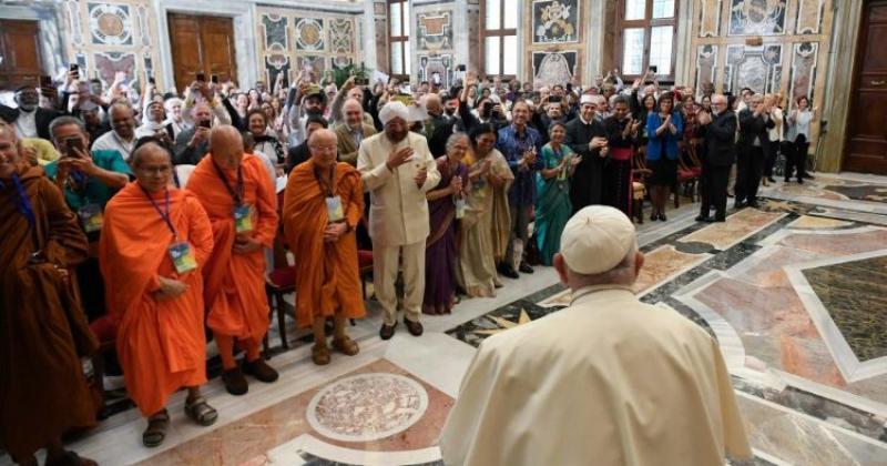 Pope: Interreligious dialogue is necessary in the fight for peace | Abouna